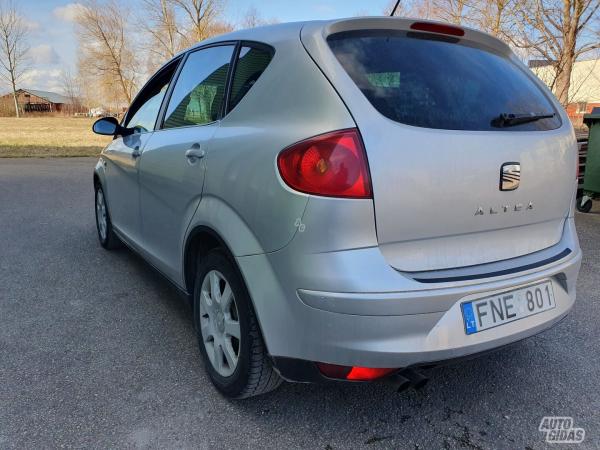 Pelēks SEAT Altea 2005 Šauļi, ar dzinēja tilpumu 2.00 L un nobraukumu 290 tūkst. km par 1100 €, foto 7 vietnē AUTOMOTO.COM.LV
