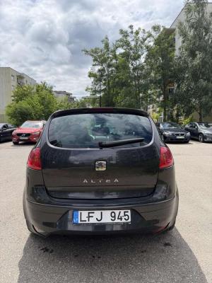 Pelēks SEAT Altea 2005 Viļņa, ar dzinēja tilpumu 1.60 L un nobraukumu 20 tūkst. km par 1650 €, foto 7 vietnē AUTOMOTO.COM.LV