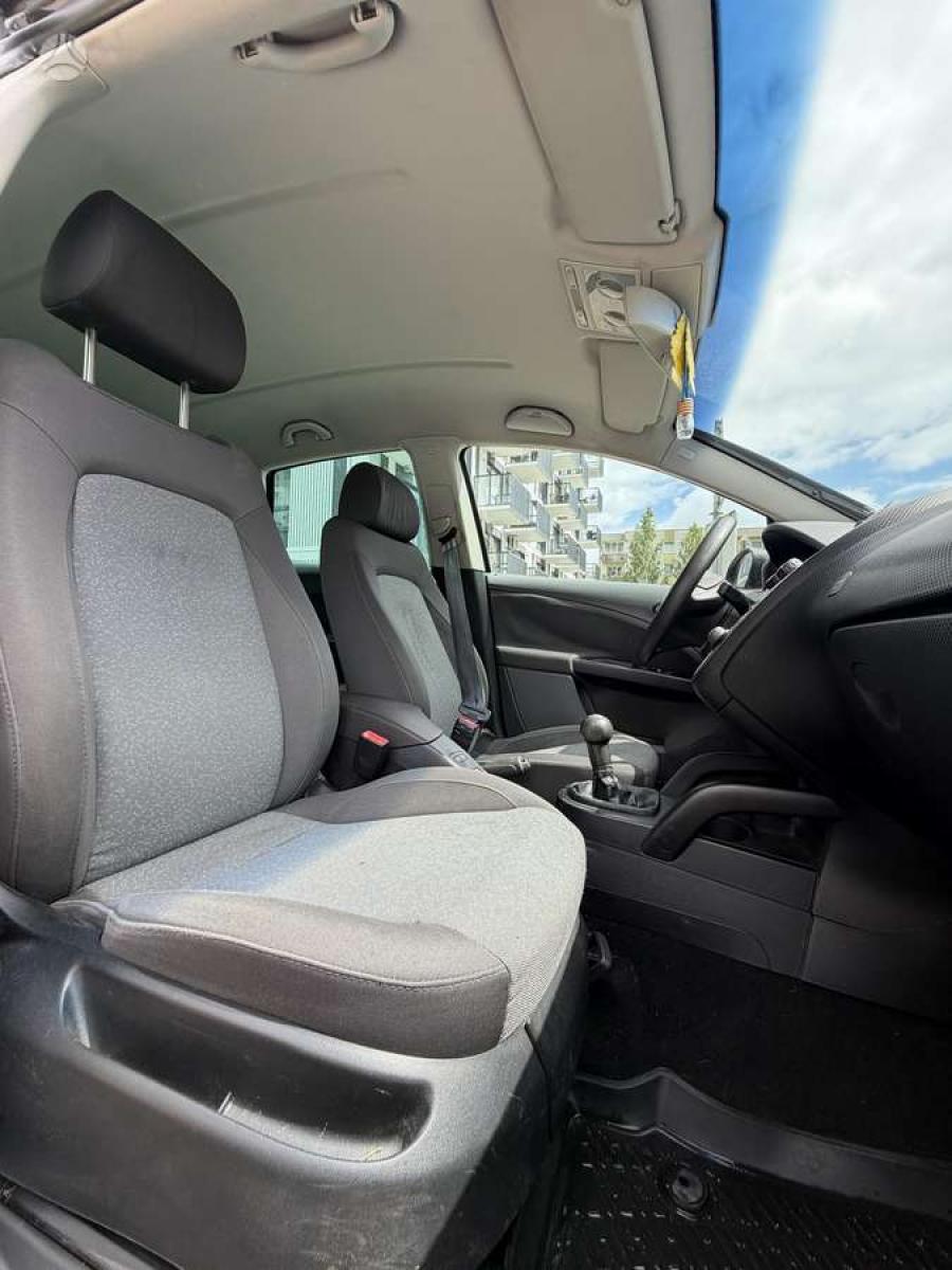 Pelēks SEAT Altea 2005 Viļņa, ar dzinēja tilpumu 1.60 L un nobraukumu 20 tūkst. km par 1650 €, foto 14 vietnē AUTOMOTO.COM.LV