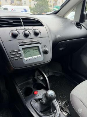Pelēks SEAT Altea 2005 Viļņa, ar dzinēja tilpumu 1.60 L un nobraukumu 20 tūkst. km par 1650 €, foto 16 vietnē AUTOMOTO.COM.LV