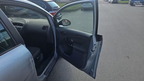 Grey SEAT Altea 2005 in Kaunas, with an engine capacity of 1.90 L and mileage of 342 thousand km for 1000 €, photo 5 on AUTOMOTO.COM.LV