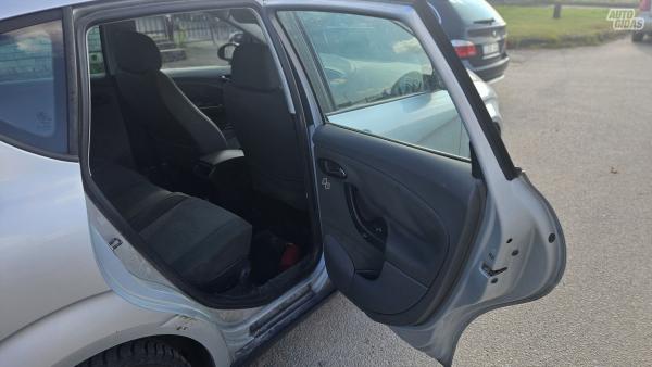 Grey SEAT Altea 2005 in Kaunas, with an engine capacity of 1.90 L and mileage of 342 thousand km for 1000 €, photo 7 on AUTOMOTO.COM.LV