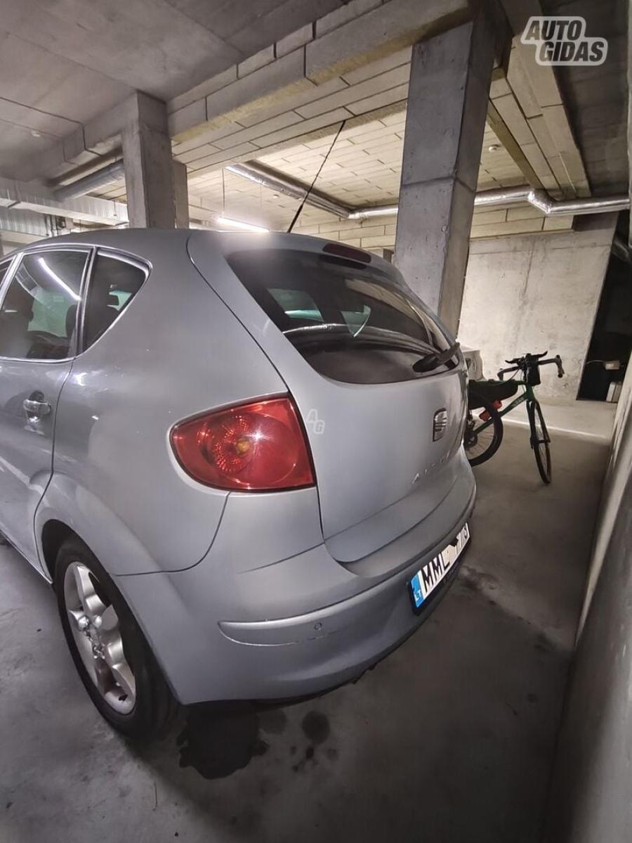 Grey SEAT Altea 2005 in Vilnius, with an engine capacity of 2.00 L and mileage of 319 thousand km for 1700 €, photo 8 on AUTOMOTO.COM.LV