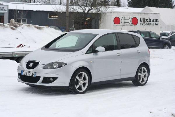Grey SEAT Altea 2006 in Kaunas, with an engine capacity of 1.98 L and mileage of 145 thousand km for 3500 €, photo 1 on AUTOMOTO.COM.LV