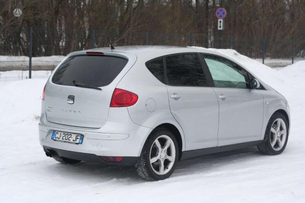 Grey SEAT Altea 2006 in Kaunas, with an engine capacity of 1.98 L and mileage of 145 thousand km for 3500 €, photo 4 on AUTOMOTO.COM.LV