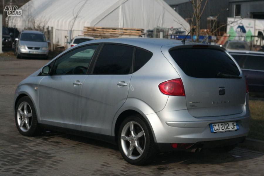Pelēks SEAT Altea 2006 Kauņa, ar dzinēja tilpumu 2.00 L un nobraukumu 145 tūkst. km par 3500 €, foto 4 vietnē AUTOMOTO.COM.LV