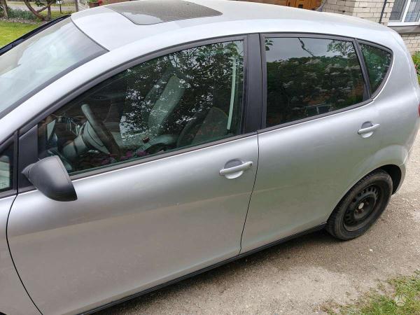 Grey SEAT Altea 2006 in Sakiai, with an engine capacity of 1.90 L and mileage of 273 thousand km for 800 €, photo 3 on AUTOMOTO.COM.LV