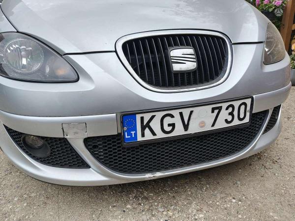 Grey SEAT Altea 2006 in Sakiai, with an engine capacity of 1.90 L and mileage of 273 thousand km for 800 €, photo 9 on AUTOMOTO.COM.LV