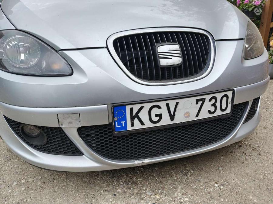 Grey SEAT Altea 2006 in Sakiai, with an engine capacity of 1.90 L and mileage of 273 thousand km for 800 €, photo 10 on AUTOMOTO.COM.LV