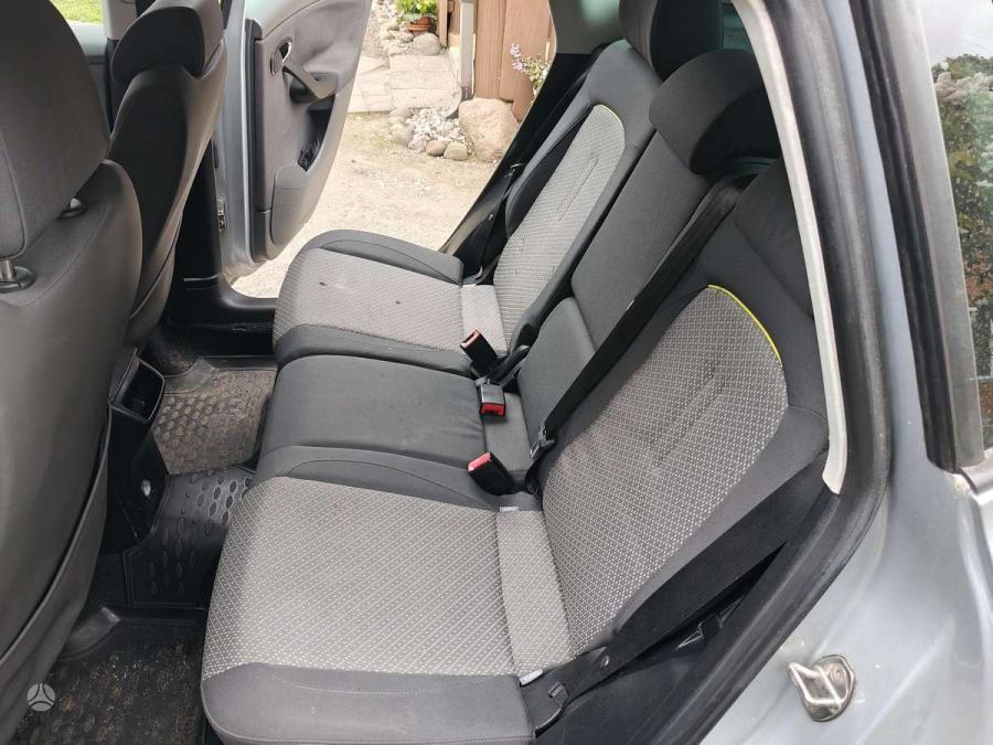 Grey SEAT Altea 2006 in Sakiai, with an engine capacity of 1.90 L and mileage of 273 thousand km for 800 €, photo 15 on AUTOMOTO.COM.LV