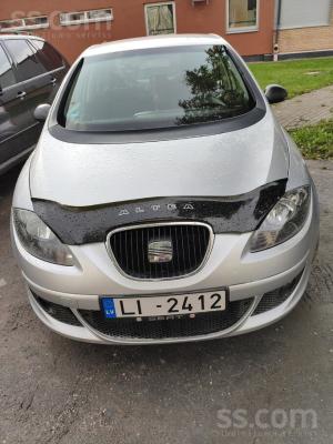 Pelēks SEAT Altea 2006 Jēkabpils, ar dzinēja tilpumu 1.90 L un nobraukumu 190 tūkst. km par 2300 €, foto  vietnē AUTOMOTO.COM.LV