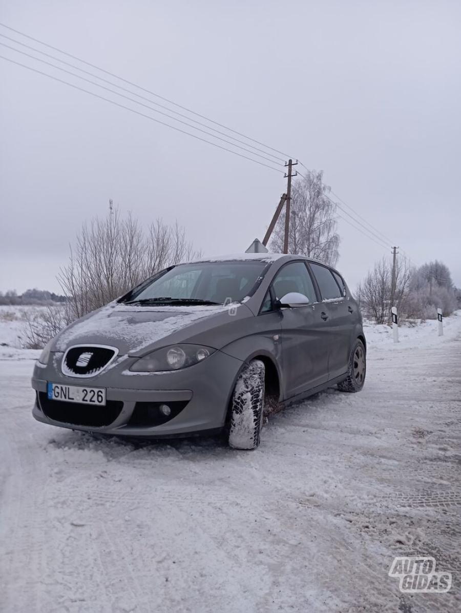 Pelēks SEAT Altea 2007 Kazlų Rūda, ar dzinēja tilpumu 2.00 L un nobraukumu 230 tūkst. km par 1450 €, foto 1 vietnē AUTOMOTO.COM.LV