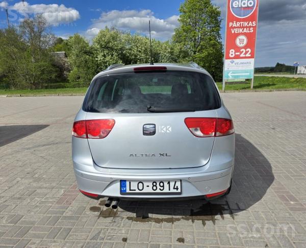 Grey SEAT Altea 2007 in Tukums, with an engine capacity of 2.00 L and mileage of 284 thousand km for 2200 €, photo 3 on AUTOMOTO.COM.LV