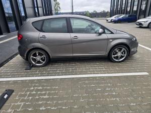 Pelēks SEAT Altea 2007 Viļņa, ar dzinēja tilpumu 1.98 L un nobraukumu 163 tūkst. km par 1500 €, foto 5 vietnē AUTOMOTO.COM.LV