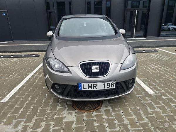 Grey SEAT Altea 2007 in Vilnius, with an engine capacity of 1.98 L and mileage of 163 thousand km for 1500 €, photo 5 on AUTOMOTO.COM.LV