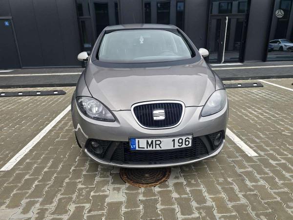 Pelēks SEAT Altea 2007 Viļņa, ar dzinēja tilpumu 1.98 L un nobraukumu 163 tūkst. km par 1400 €, foto 1 vietnē AUTOMOTO.COM.LV