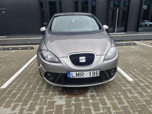 Grey SEAT Altea 2007 in Vilnius, with an engine capacity of 1.98 L and mileage of 163 thousand km for 1400 €, photo  on AUTOMOTO.COM.LV