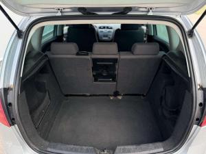 Pelēks SEAT Altea 2007 Utena, ar dzinēja tilpumu 1.97 L un nobraukumu 337 tūkst. km par 1620 €, foto 23 vietnē AUTOMOTO.COM.LV