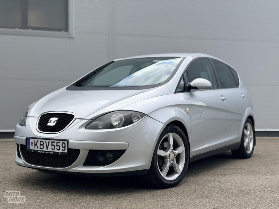 Grey SEAT Altea 2007 in Utena, with an engine capacity of 2.00 L and mileage of 337 thousand km for 1620 €, photo 3 on AUTOMOTO.COM.LV