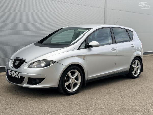 Pelēks SEAT Altea 2007 Utena, ar dzinēja tilpumu 2.00 L un nobraukumu 337 tūkst. km par 1620 €, foto 3 vietnē AUTOMOTO.COM.LV