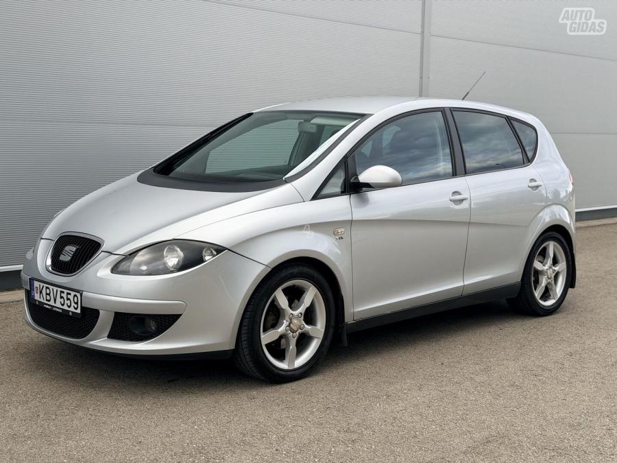 Grey SEAT Altea 2007 in Utena, with an engine capacity of 2.00 L and mileage of 337 thousand km for 1620 €, photo 4 on AUTOMOTO.COM.LV