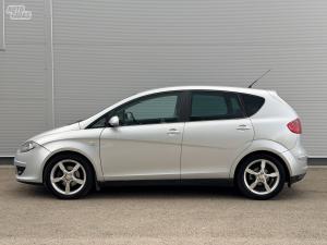 Grey SEAT Altea 2007 in Utena, with an engine capacity of 2.00 L and mileage of 337 thousand km for 1620 €, photo 15 on AUTOMOTO.COM.LV