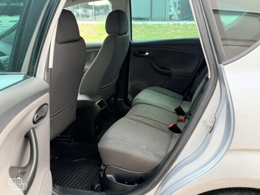 Grey SEAT Altea 2007 in Utena, with an engine capacity of 2.00 L and mileage of 337 thousand km for 1620 €, photo 19 on AUTOMOTO.COM.LV