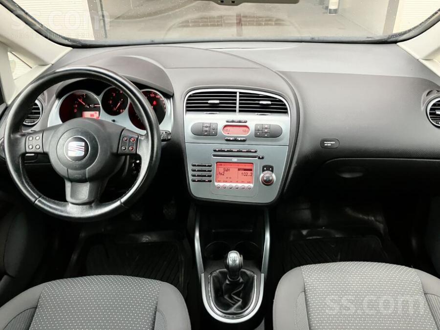 Pelēks SEAT Altea 2007 Talsi, ar dzinēja tilpumu 1.90 L un nobraukumu 284 tūkst. km par 2999 €, foto 16 vietnē AUTOMOTO.COM.LV