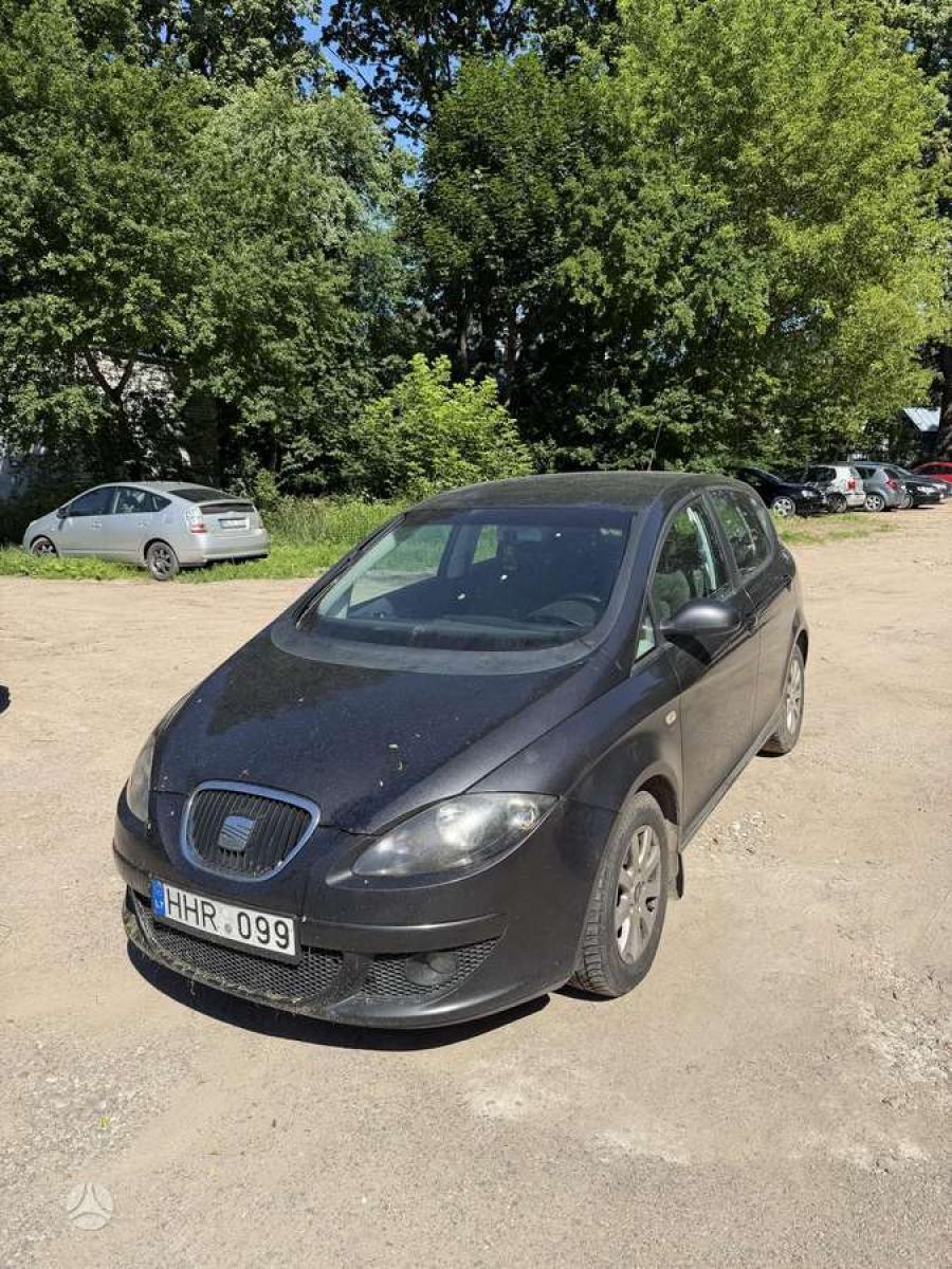 Pelēks SEAT Altea 2008 Kauņa, ar dzinēja tilpumu 1.97 L un nobraukumu 295 tūkst. km par 899 €, foto 1 vietnē AUTOMOTO.COM.LV