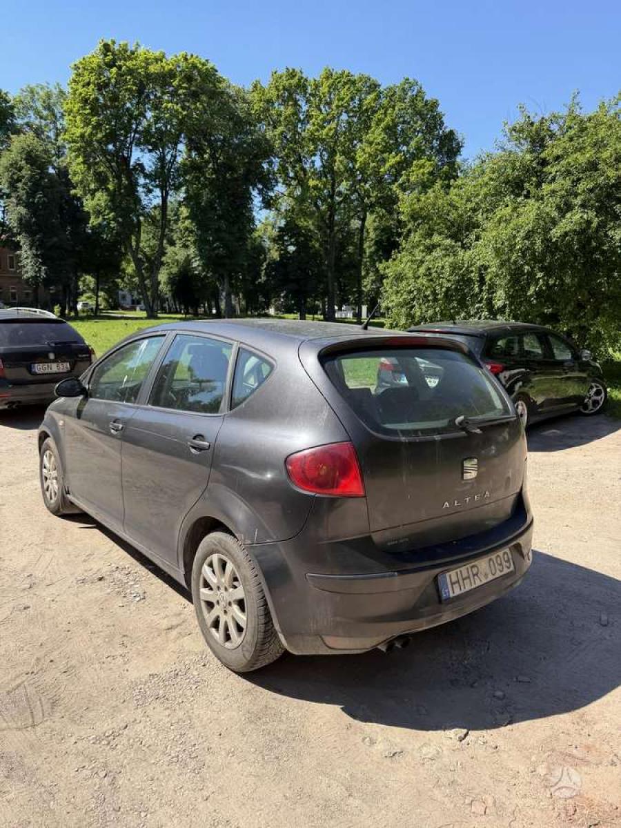 Pelēks SEAT Altea 2008 Kauņa, ar dzinēja tilpumu 1.97 L un nobraukumu 295 tūkst. km par 899 €, foto 7 vietnē AUTOMOTO.COM.LV