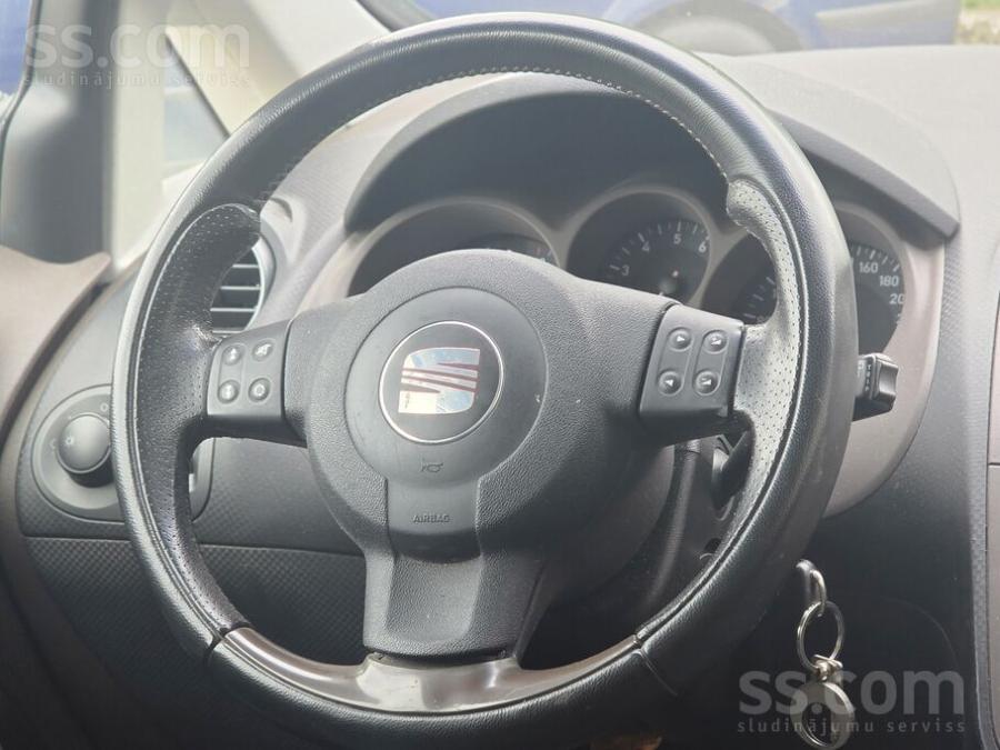 Grey SEAT Altea 2008 in Liepaja, with an engine capacity of 2.00 L and mileage of 180 thousand km for 4750 €, photo 15 on AUTOMOTO.COM.LV