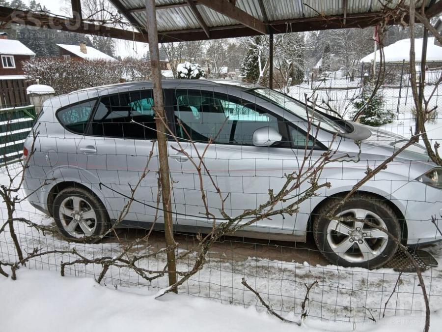 Pelēks SEAT Altea 2008 Valmiera, ar dzinēja tilpumu 1.90 L un nobraukumu 204 tūkst. km par 2500 €, foto 4 vietnē AUTOMOTO.COM.LV