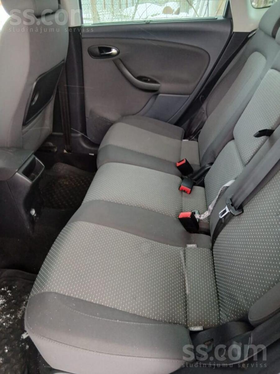 Pelēks SEAT Altea 2008 Valmiera, ar dzinēja tilpumu 1.90 L un nobraukumu 204 tūkst. km par 2500 €, foto 5 vietnē AUTOMOTO.COM.LV