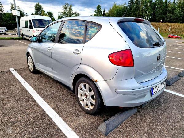Pelēks SEAT Altea 2008 Viļņa, ar dzinēja tilpumu 1.90 L un nobraukumu 265 tūkst. km par 1600 €, foto 9 vietnē AUTOMOTO.COM.LV