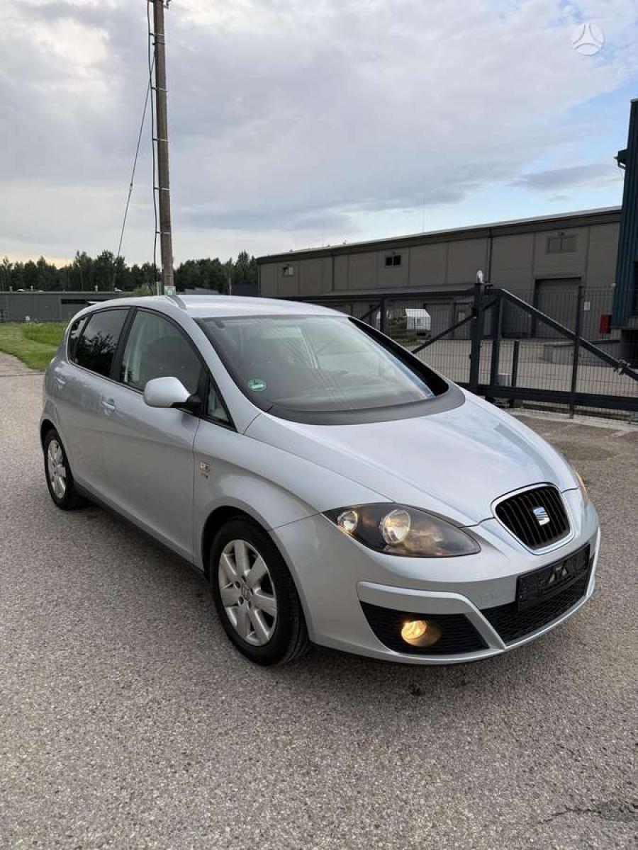 Grey SEAT Altea 2009 in Kaunas, with an engine capacity of 1.39 L and mileage of 195 thousand km for 2800 €, photo 8 on AUTOMOTO.COM.LV