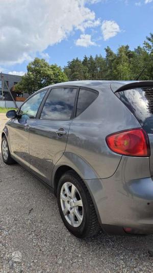 Grey SEAT Altea 2012 in Kaunas, with an engine capacity of 1.60 L and mileage of 207 thousand km for 2900 €, photo 13 on AUTOMOTO.COM.LV