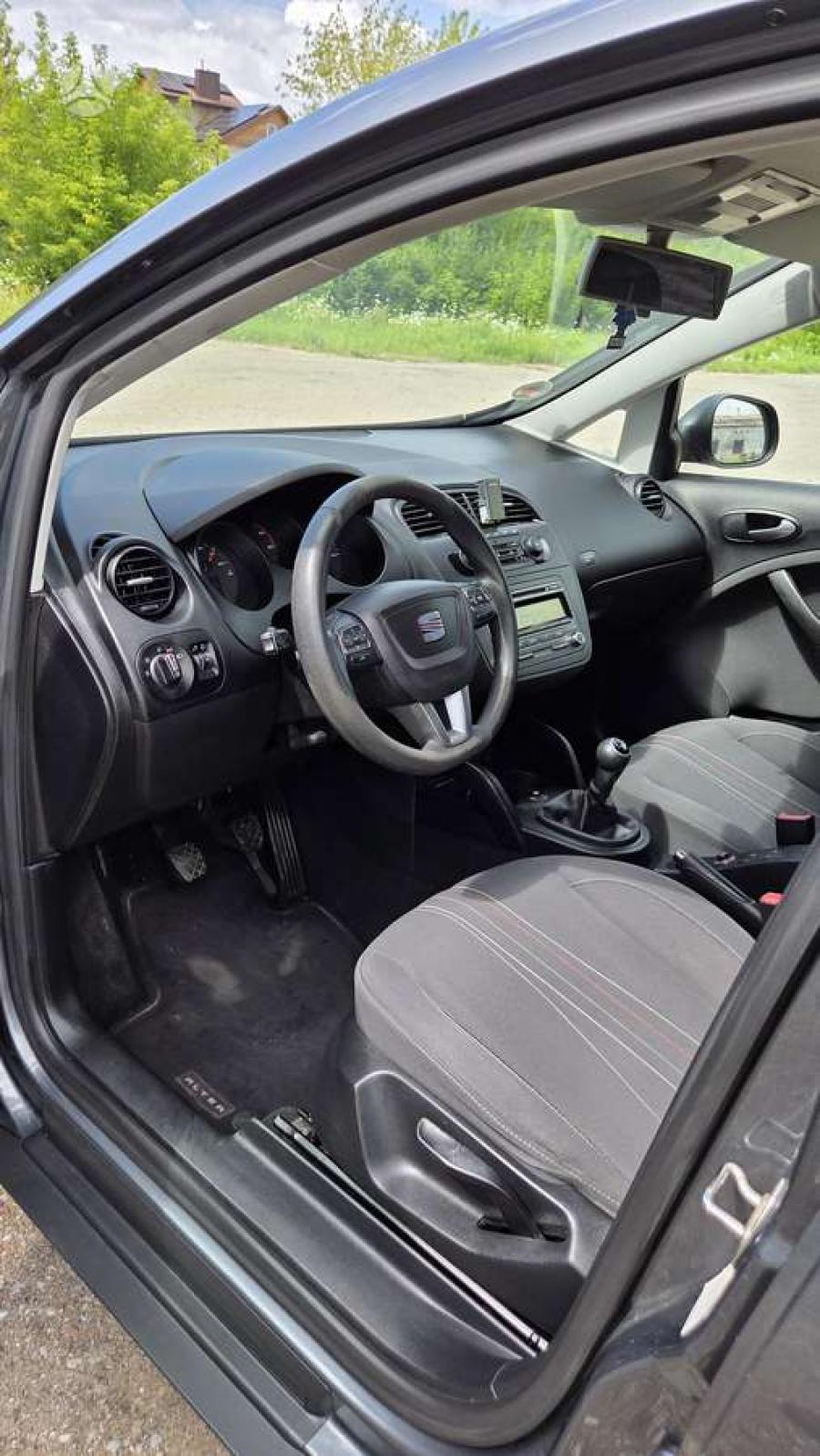 Grey SEAT Altea 2012 in Kaunas, with an engine capacity of 1.60 L and mileage of 207 thousand km for 2900 €, photo 14 on AUTOMOTO.COM.LV