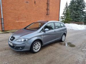 Pelēks SEAT Altea 2013 Jēkabpils, ar dzinēja tilpumu 1.60 L un nobraukumu 197 tūkst. km par 4950 €, foto  vietnē AUTOMOTO.COM.LV