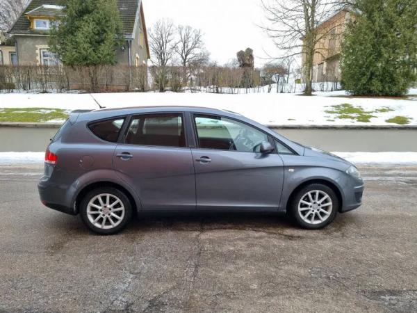Pelēks SEAT Altea 2013 Jēkabpils, ar dzinēja tilpumu 1.60 L un nobraukumu 197 tūkst. km par 4950 €, foto 6 vietnē AUTOMOTO.COM.LV