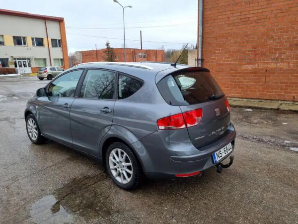 Pelēks SEAT Altea 2013 Jēkabpils, ar dzinēja tilpumu 1.60 L un nobraukumu 197 tūkst. km par 4950 €, foto 9 vietnē AUTOMOTO.COM.LV