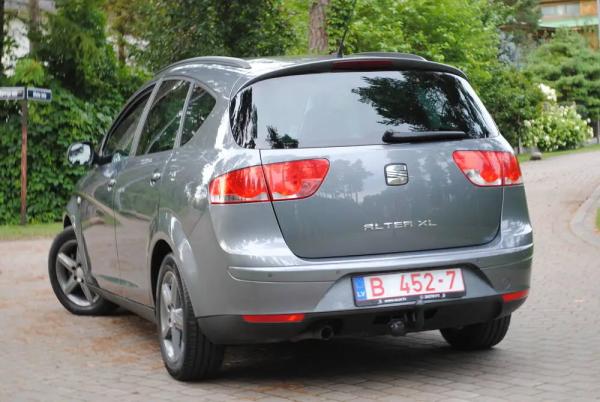 Grey SEAT Altea 2014 in Riga, with an engine capacity of 1.60 L and mileage of 171 thousand km for 5290 €, photo 3 on AUTOMOTO.COM.LV