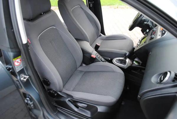 Grey SEAT Altea 2014 in Riga, with an engine capacity of 1.60 L and mileage of 171 thousand km for 5290 €, photo 10 on AUTOMOTO.COM.LV