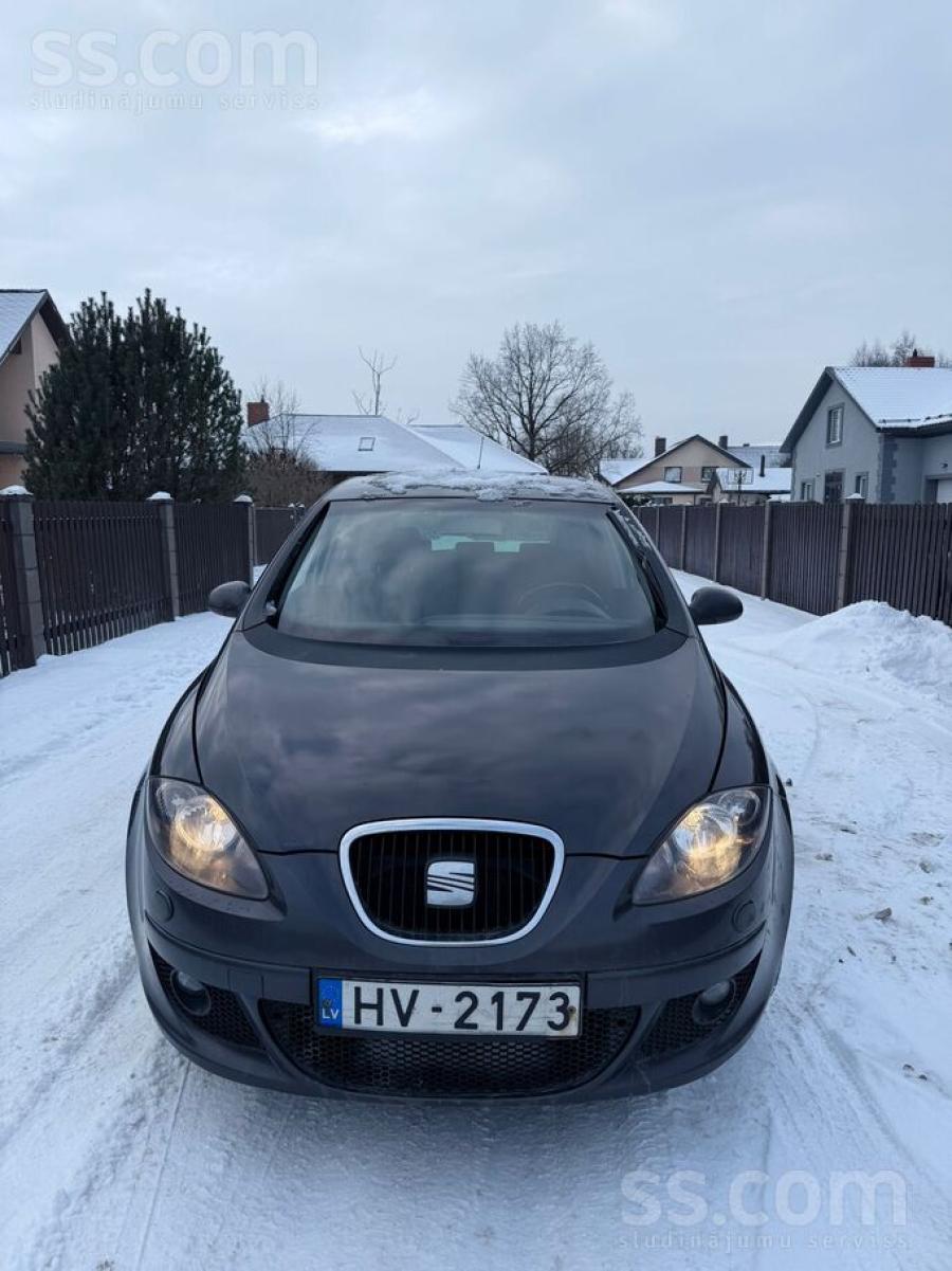 Grey SEAT Altea 2006 in Jelgava, with an engine capacity of 2.00 L and mileage of 315 thousand km for 1750 €, photo 2 on AUTOMOTO.COM.LV