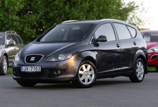 Pelēks SEAT Altea 2007 Jelgava, ar dzinēja tilpumu 1.90 L un nobraukumu 450 tūkst. km par 1150 €, foto 1 vietnē AUTOMOTO.COM.LV