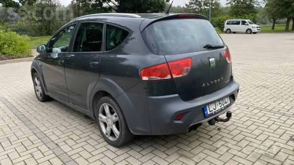Pelēks SEAT Altea 2009 Rīga, ar dzinēja tilpumu 2.00 L un nobraukumu 529 tūkst. km par 1400 €, foto 7 vietnē AUTOMOTO.COM.LV