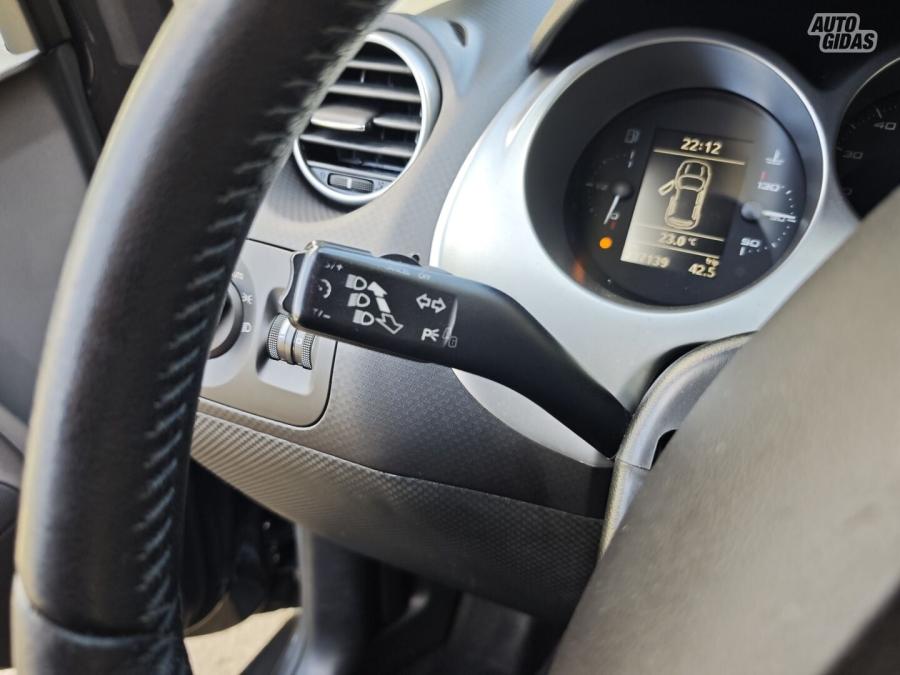 Grey SEAT Altea 2009 in Vilnius, with an engine capacity of 1.40 L and mileage of 237 thousand km for 3300 €, photo 18 on AUTOMOTO.COM.LV