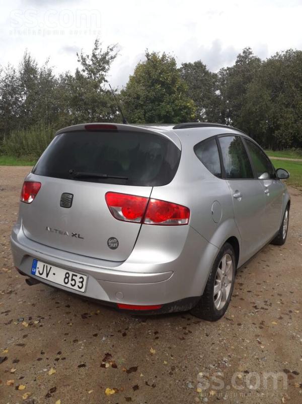 Grey SEAT Altea 2010 in Liepaja, with an engine capacity of 1.60 L and mileage of 362 thousand km for 2550 €, photo 1 on AUTOMOTO.COM.LV
