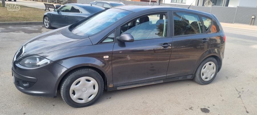 SEAT Altea 2004 Raseiniai, ar dzinēja tilpumu 2.00 L un nobraukumu 257 tūkst. km par 850 €, foto 6 vietnē AUTOMOTO.COM.LV