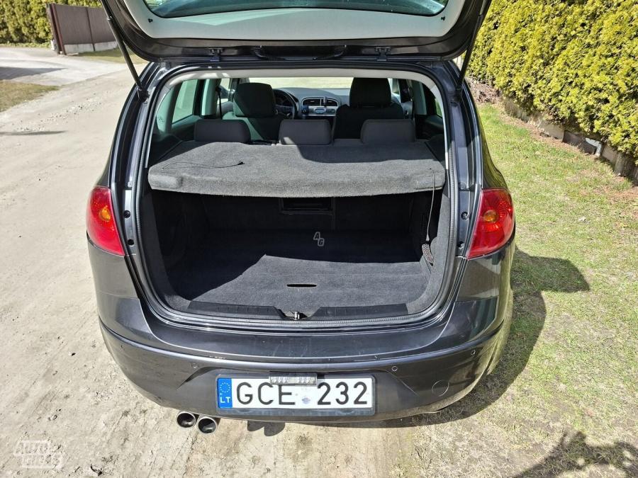 SEAT Altea 2004 Panevēža, ar dzinēja tilpumu 1.90 L un nobraukumu 313 tūkst. km par 1500 €, foto 6 vietnē AUTOMOTO.COM.LV