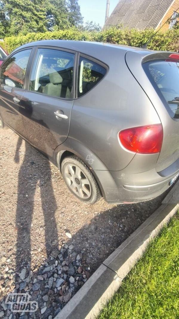 SEAT Altea 2004 in Marijampole, with an engine capacity of 1.90 L and mileage of 327 thousand km for 500 €, photo 1 on AUTOMOTO.COM.LV